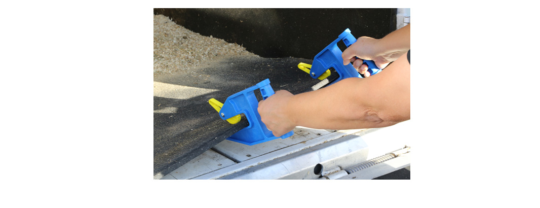 The New and Improved EZGrip Mat Mover - - The Northwest Horse Source