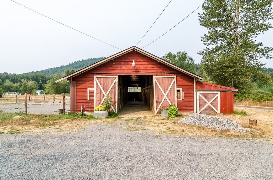 Allison Trimble 3941 Squalicum Lake Rd Bellingham barn 2 (869x575 ...