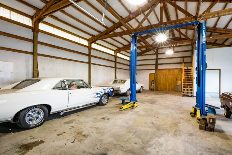 →PRICE REDUCTION← Shy 6 Acres, Newer Barn, Amazing Mt Baker View ...