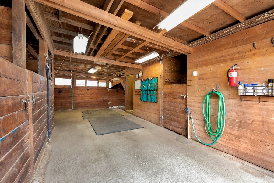 Quiet Country Estate - Ferndale, WA - Real Estate - The Northwest Horse ...