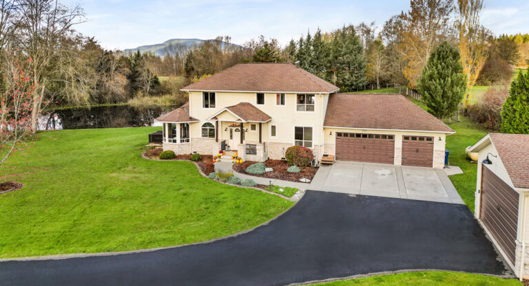 Equine Real Estate in Washington, Oregon, and Idaho.